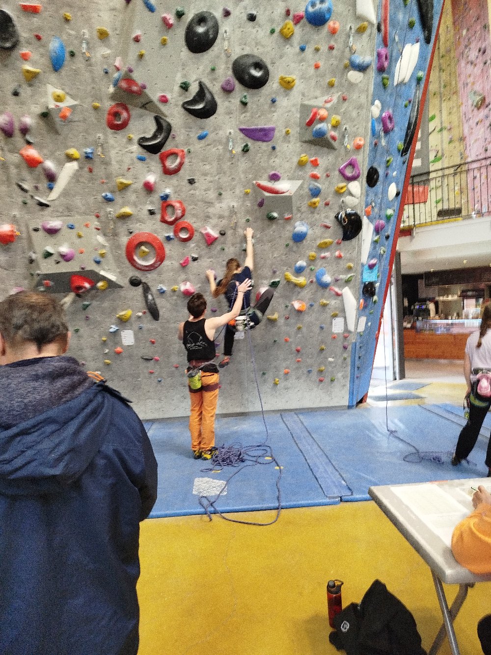 En route vers le championnat de France d’escalade ! | Cité scolaire ...